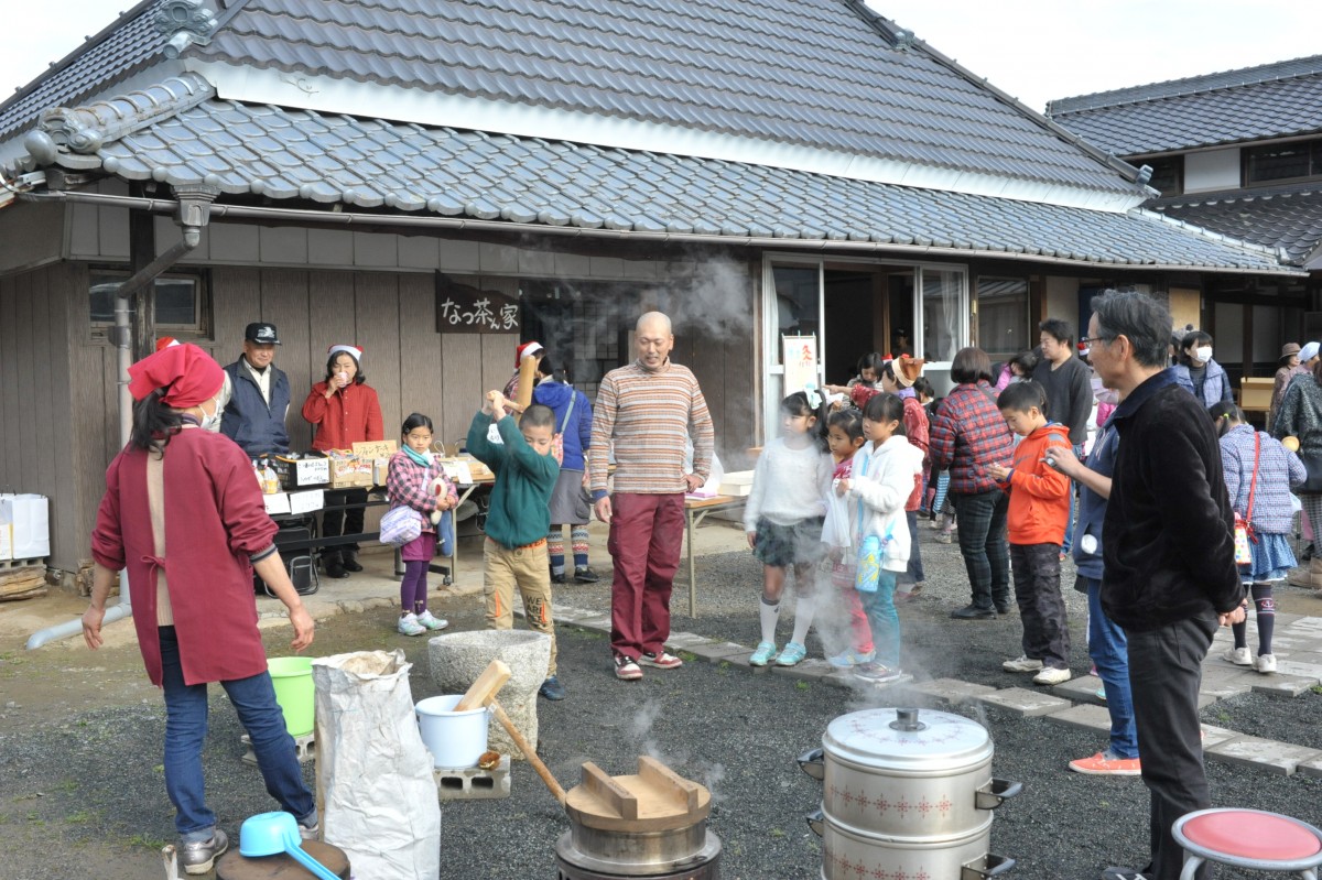 おかやま昭和暮らしプロジェクト » Blog Archive » なっちゃん市12月